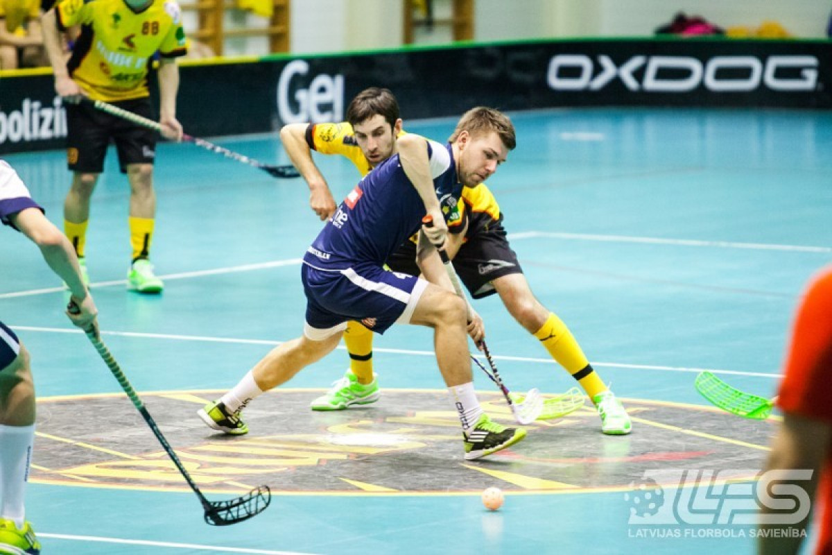 Foto: "Rubene" pārspēj ulbrokiešus – Florbols – Sportacentrs.com