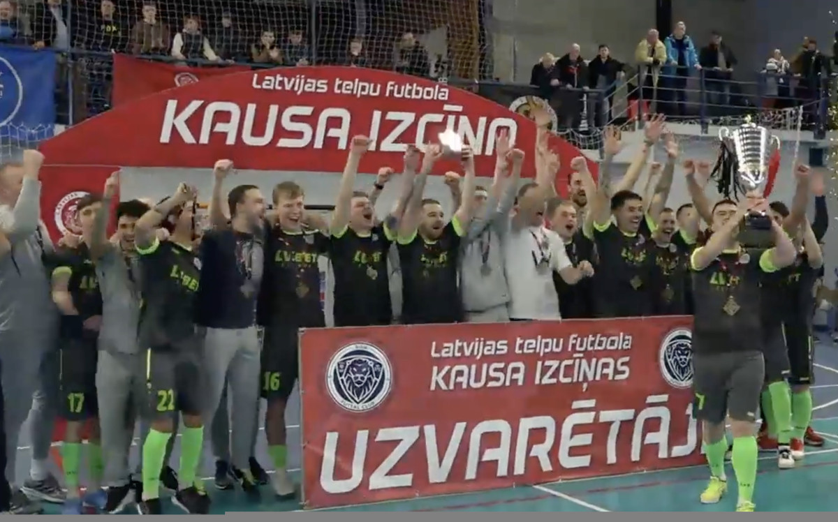 Video: “Riga FC” izcīno savu pirmo Latvijas kausu telpu futbolā ...